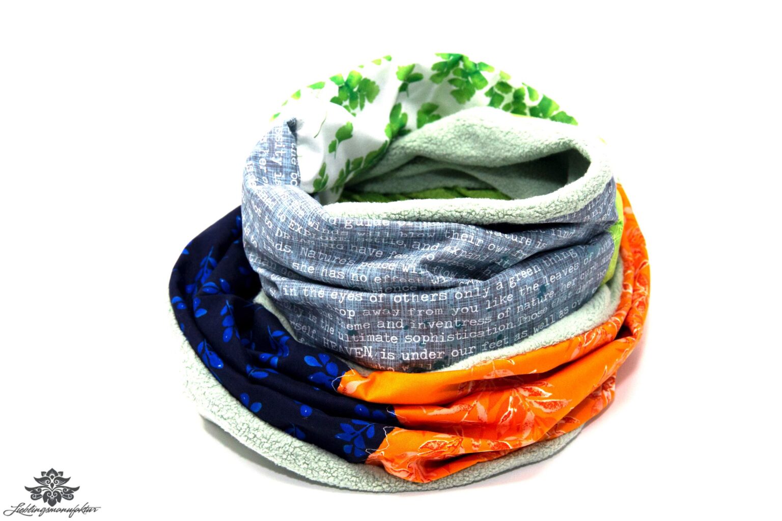 Loop-Schals für draußen Archive * Loop Schals und Tücher: einzigartig ...