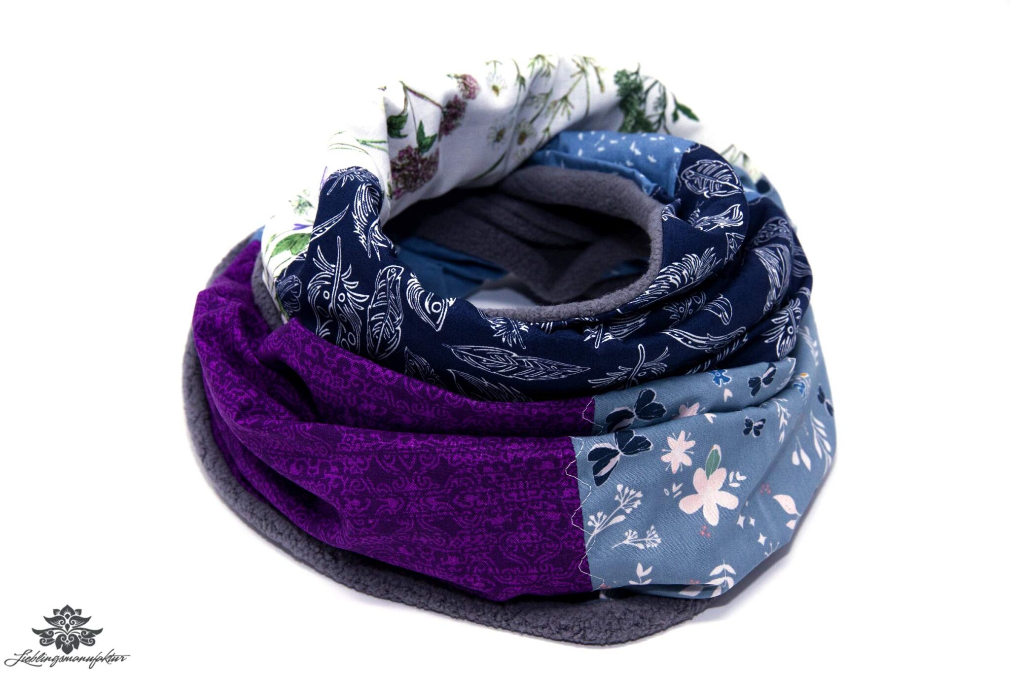 Blauer Schal Fleece-Loop im Patchwork-Design für den Winter